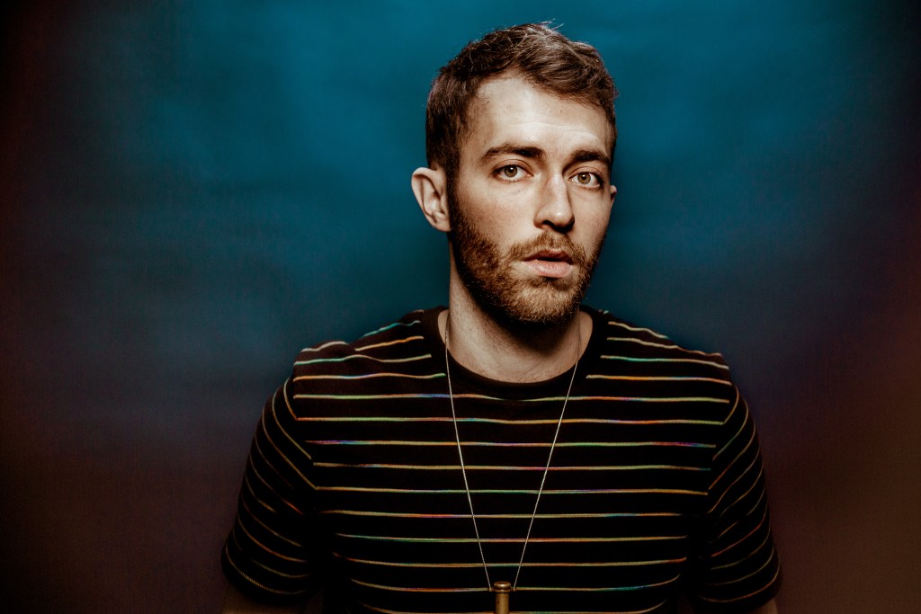 smile of a twilight sky, JAKE BENJAMIN - A Sun Set Too Soon